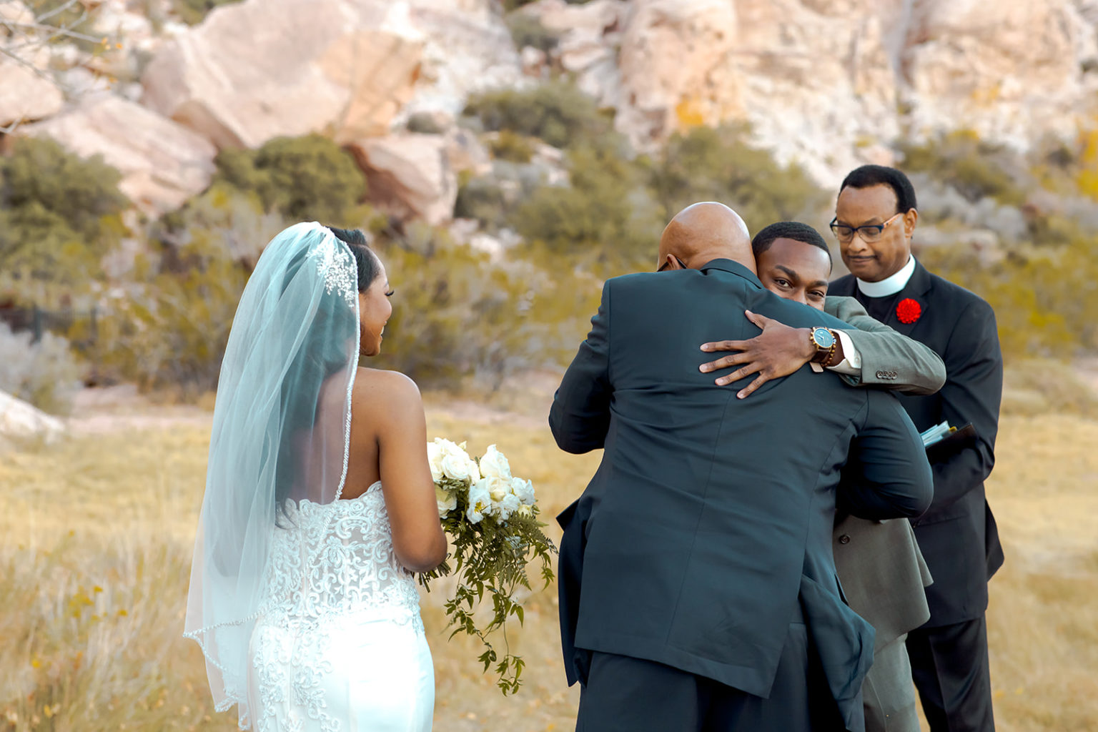 Calico Basin Red Springs Autumn Elopement - emberandstoneevents.com