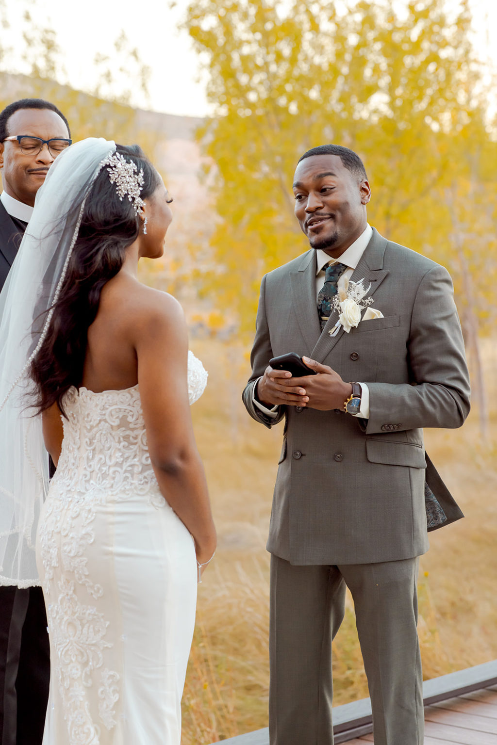 Calico Basin Red Springs Autumn Elopement - emberandstoneevents.com