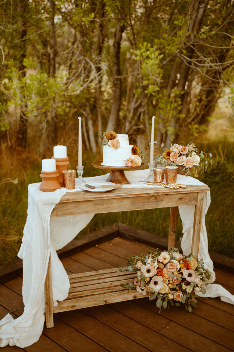 Rustic Boho Never Looked So Good! - emberandstoneevents.com